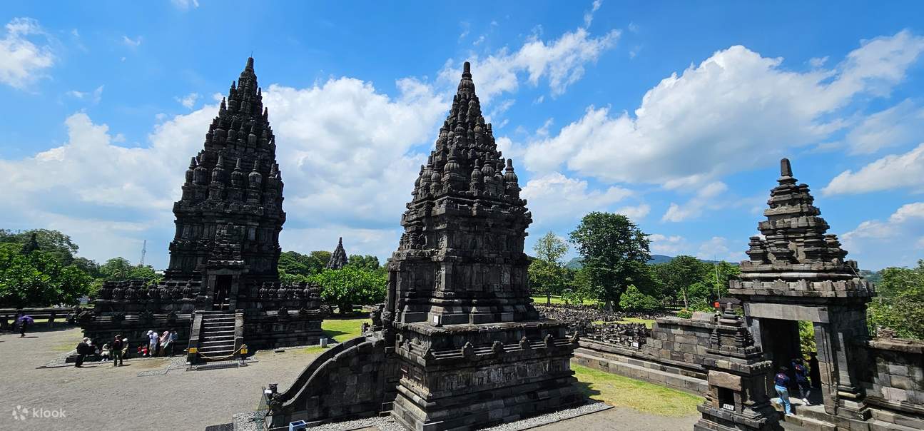 Ijo Temple Sunset with Instagrammable Suwatu Resto in Yogyakarta - Klook