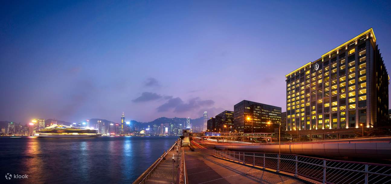 InterContinental Grand Stanford with Dinner at Hoi King Heen or Theo ...