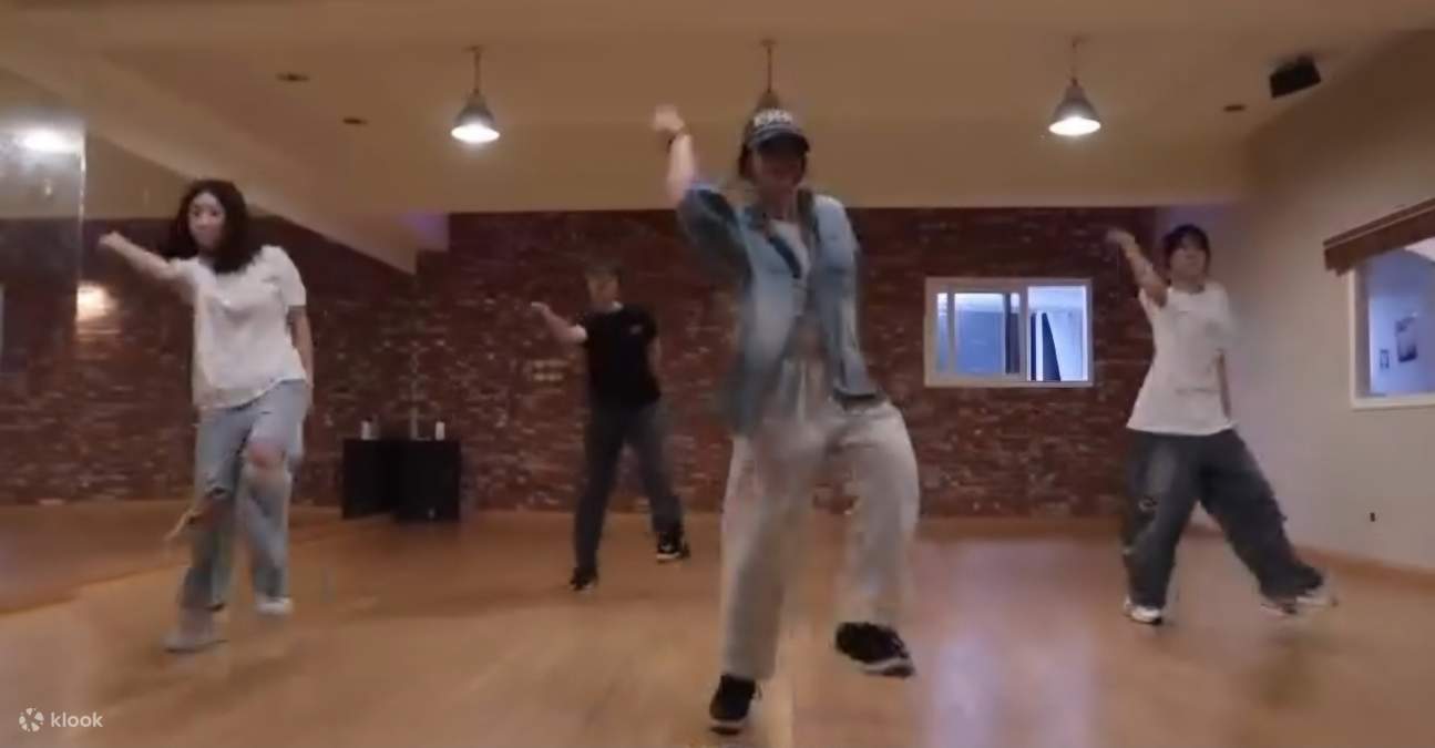 Busan Private Tour : K-pop Dance Class + Busan Tour - Klook New Zealand