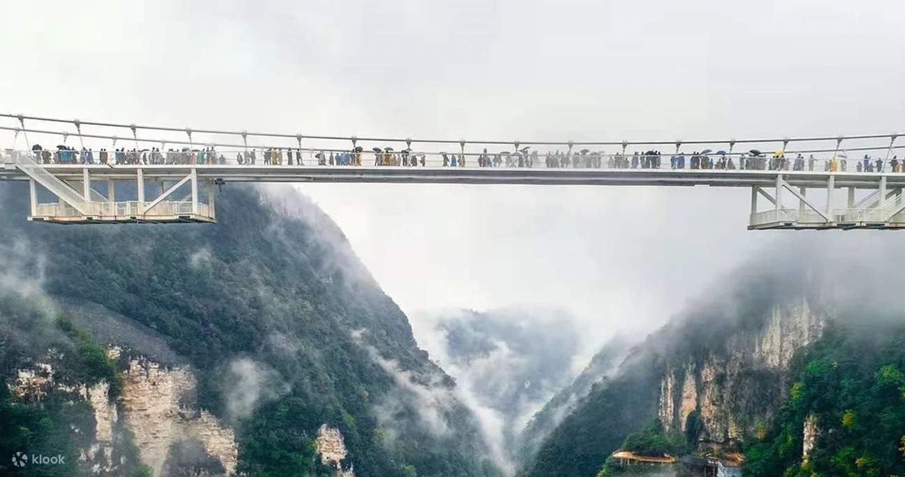 Hunan Charming Zhangjiajie High-end 4-Day Tour (Four-Diamond Hotel ...