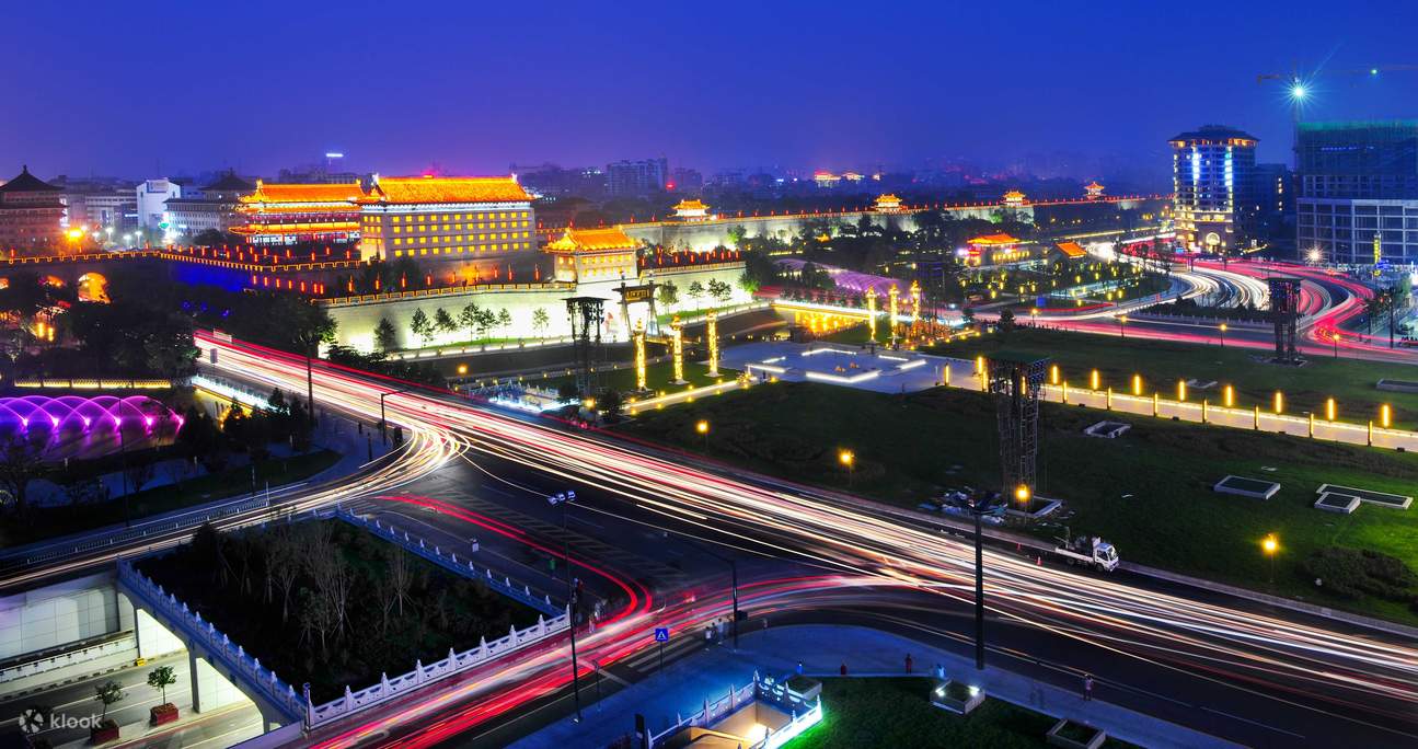 Xi'an City Wall Ticket + Chinese Tour Guide - Klook