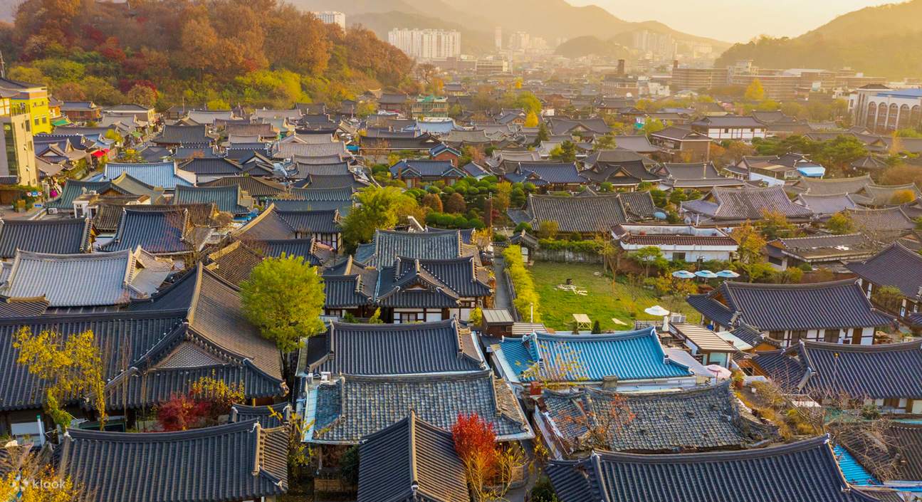 Jeonju Hanok Village & Seasonal Popular Attractions Day Tour - Klook
