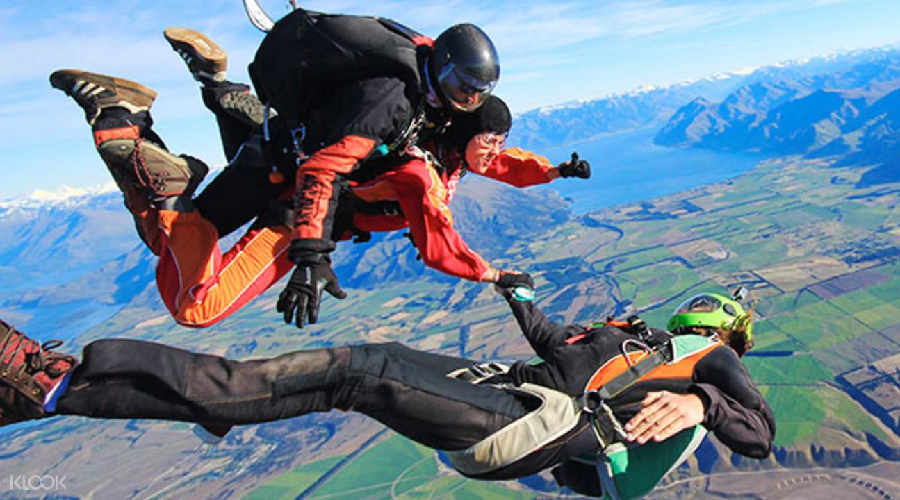 [SALE] Experience the Thrill of Skydiving in Wanaka - Ticket KD