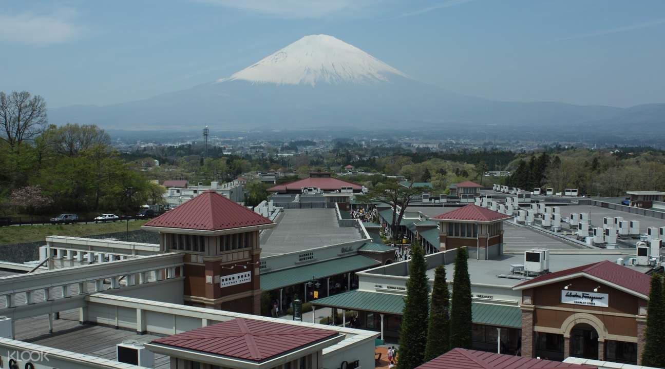Pesan Mt. Fuji, Lake Kawaguchi, Oshino Hakkai, and Gotemba Premium ...
