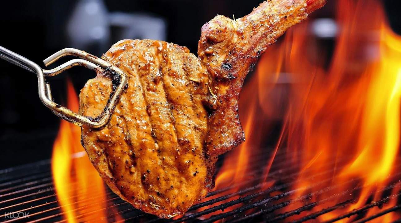 Evening Desert Safari with BBQ Dinner, Tanoura & Belly Dance Show - Klook