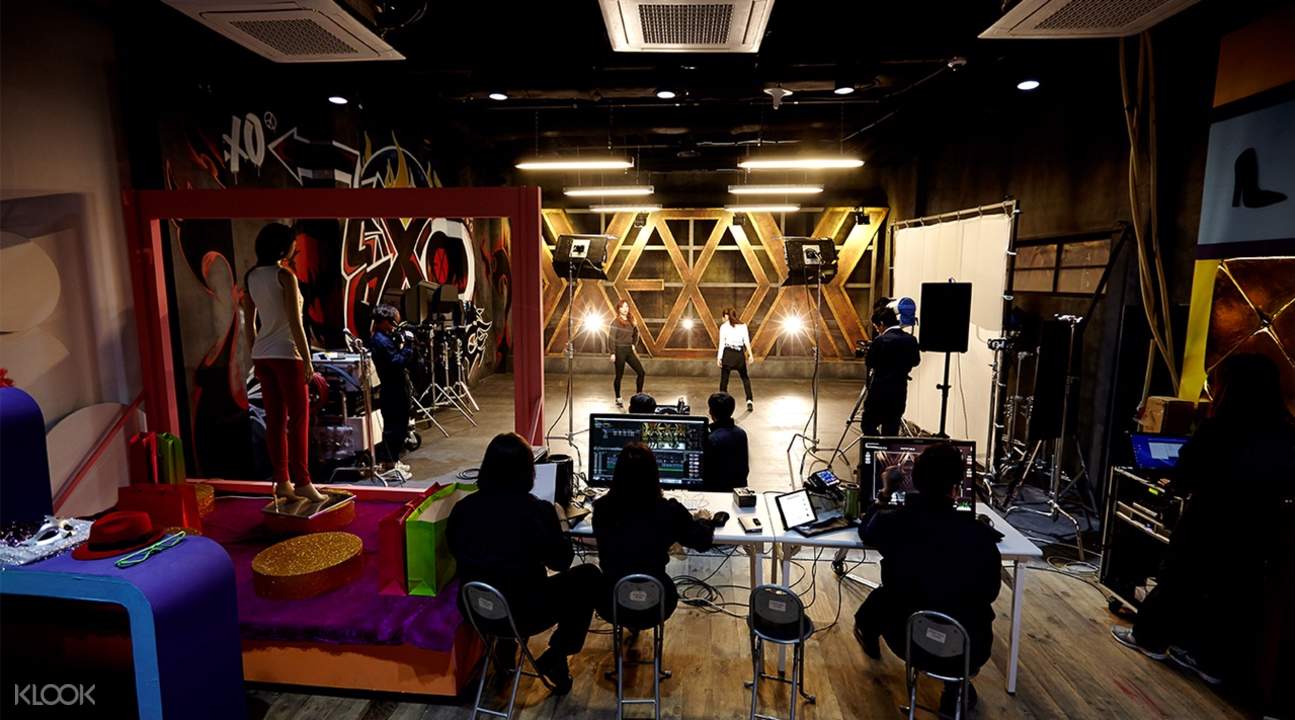 SMTOWN Hologram Concerts Admission Ticket - Seoul, Korea - Klook