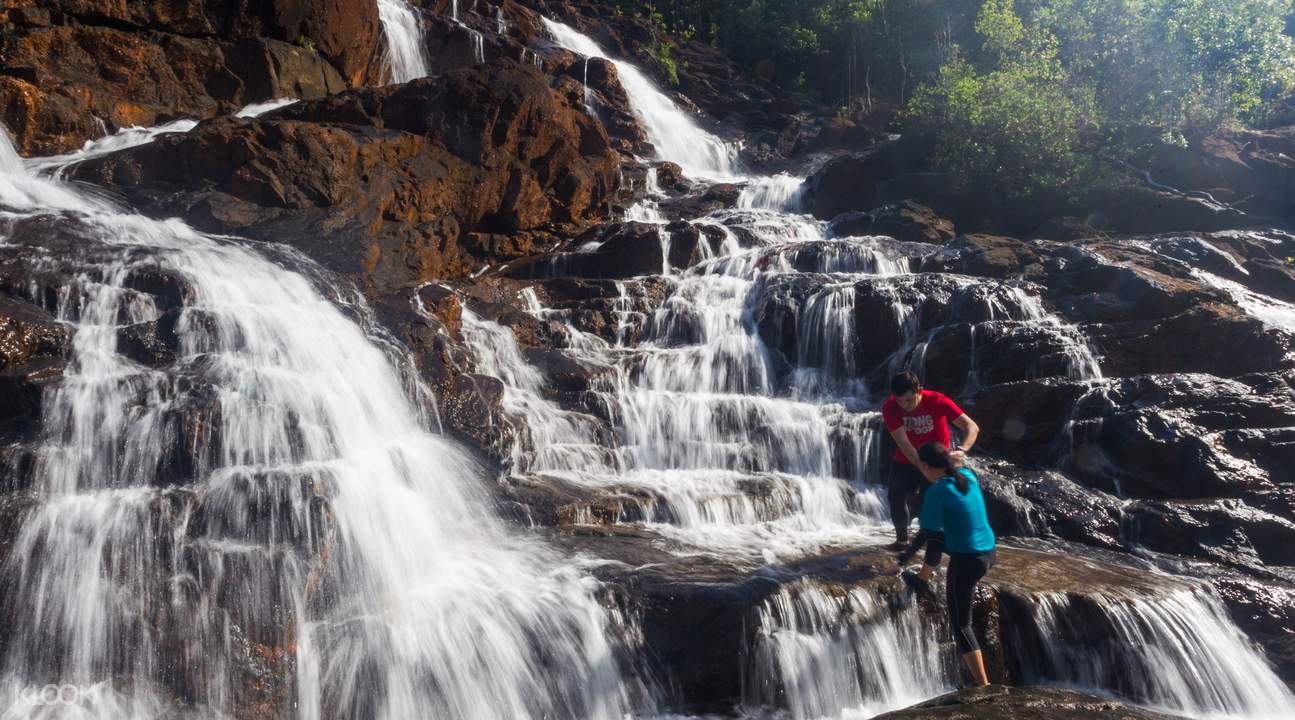 [SALE] Exploring Bacungan Waterfalls Near Puerto Princesa - Ticket KD