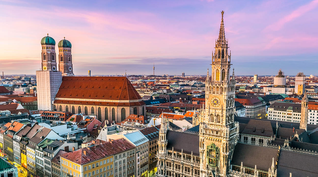 Visite du centre d'entraînement du Bayern de Munich et de l'Allianz ...