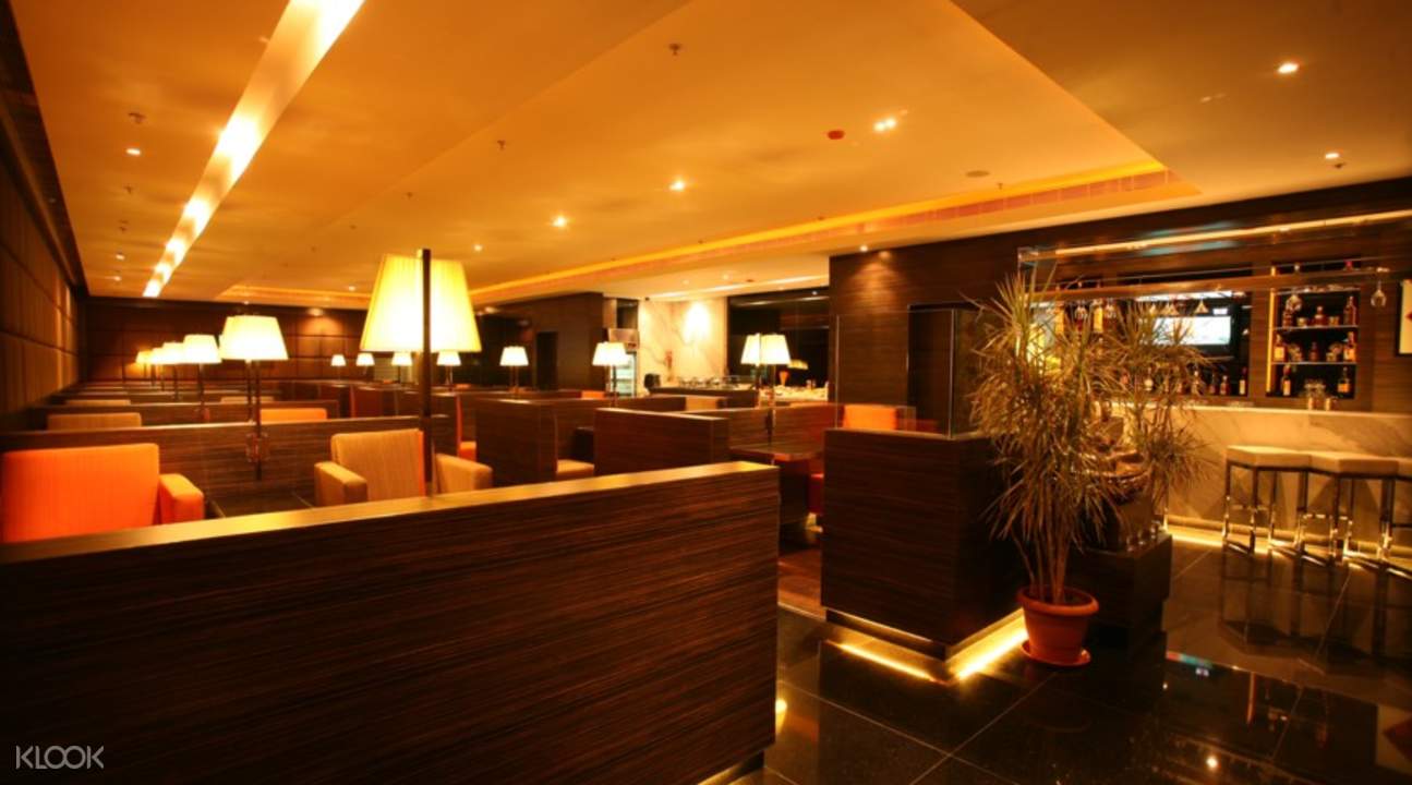 Rajiv Gandhi International Airport Lounge Service, Hyderabad, India