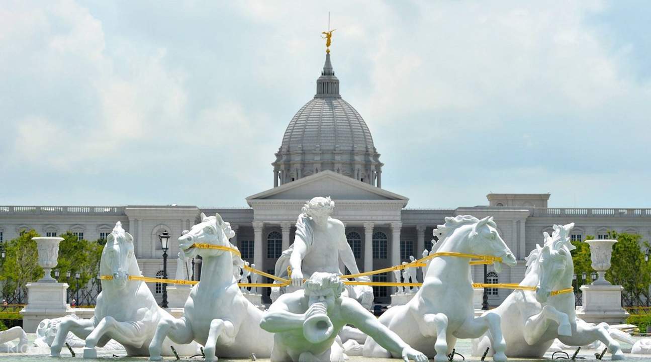 Chimei Museum Permanent Exhibition Ticket in Tainan, China