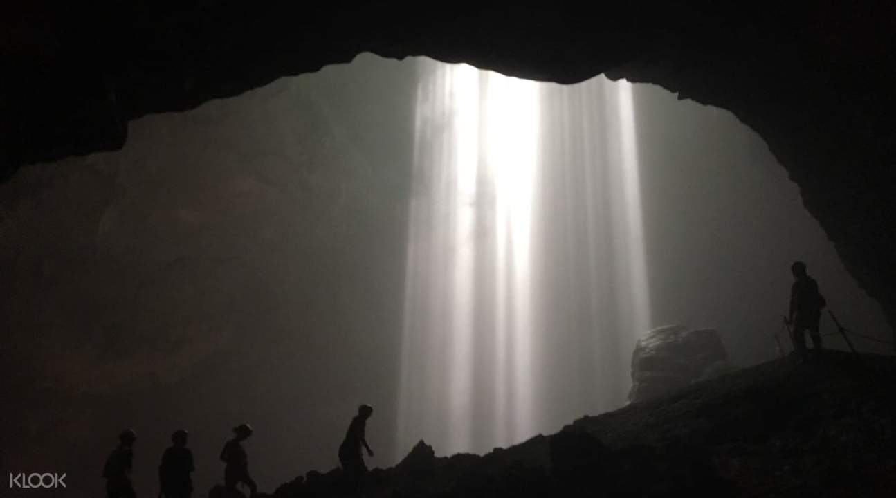 Jomblang Cave Private Tour Yogyakarta, Indonesia