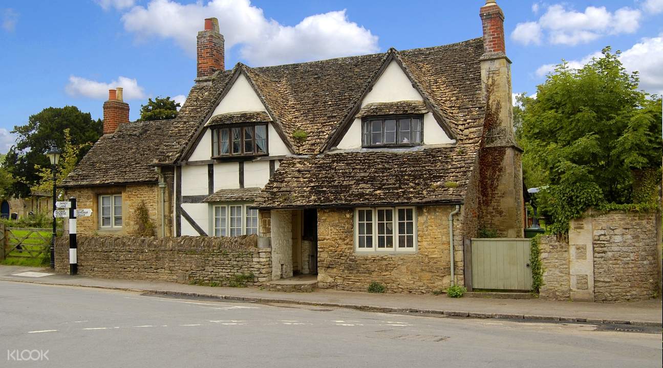 [SALE] Explore Windsor, Stonehenge, Lacock, and Bath from London ...