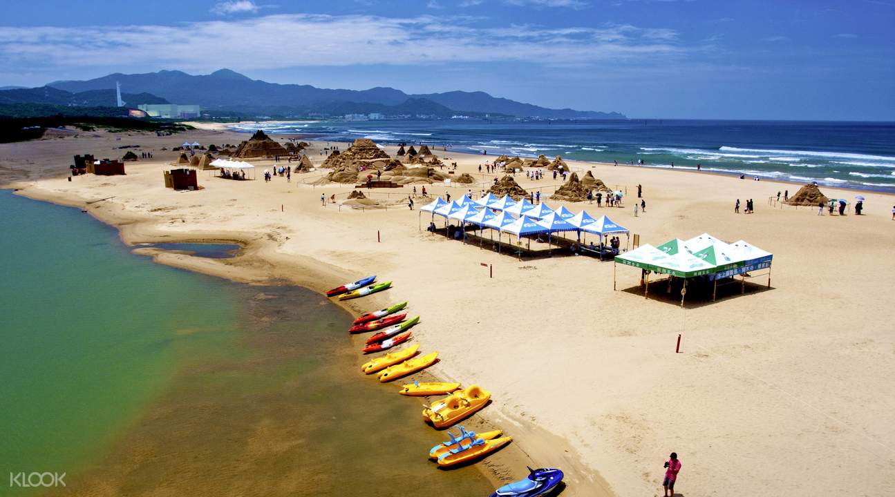 Taiwan Tourist Shuttle Package - Golden Fulong 1 Day Pass