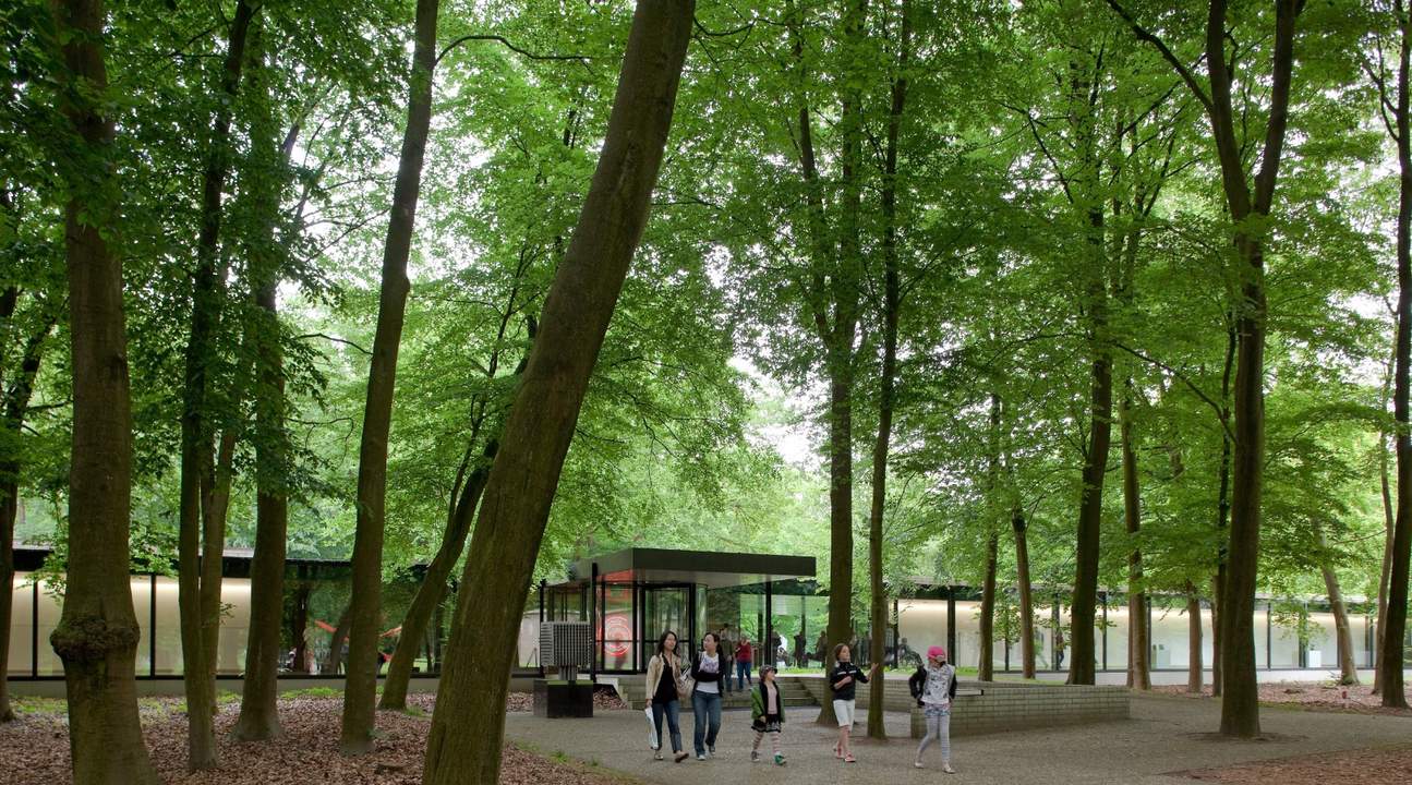 Tur Sehari Museum Kröller-Müller dan Taman Nasional Hoge Veluwe ...