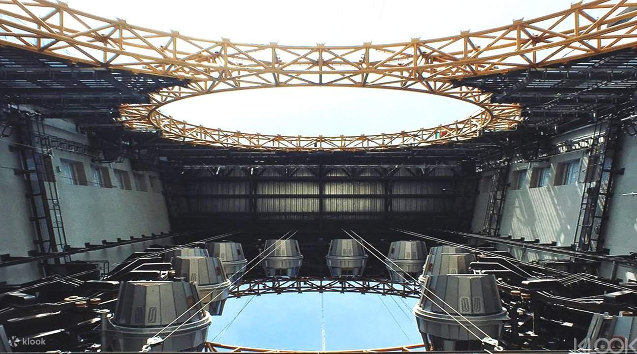 Golden Reel Ferris Wheel - Klook