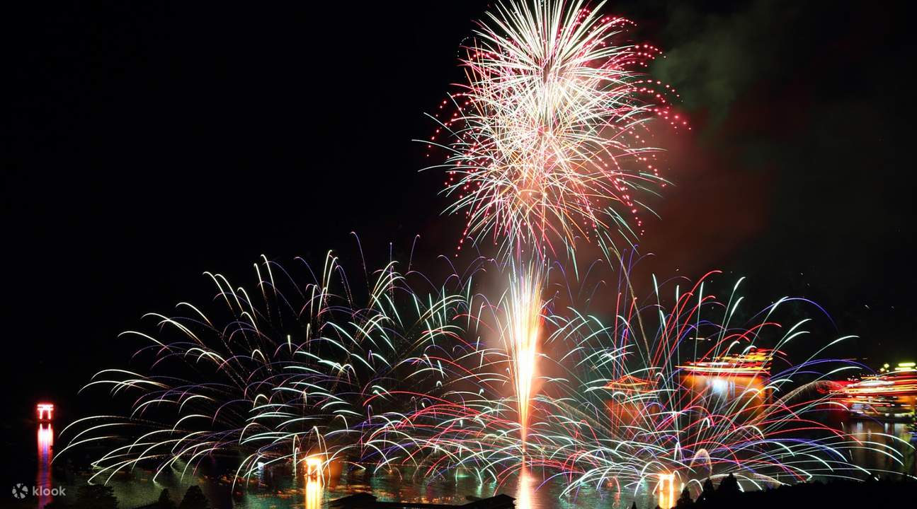 Hakone Lake Ashi Festival Fireworks & Gotemba Outlets Trip from Tokyo ...