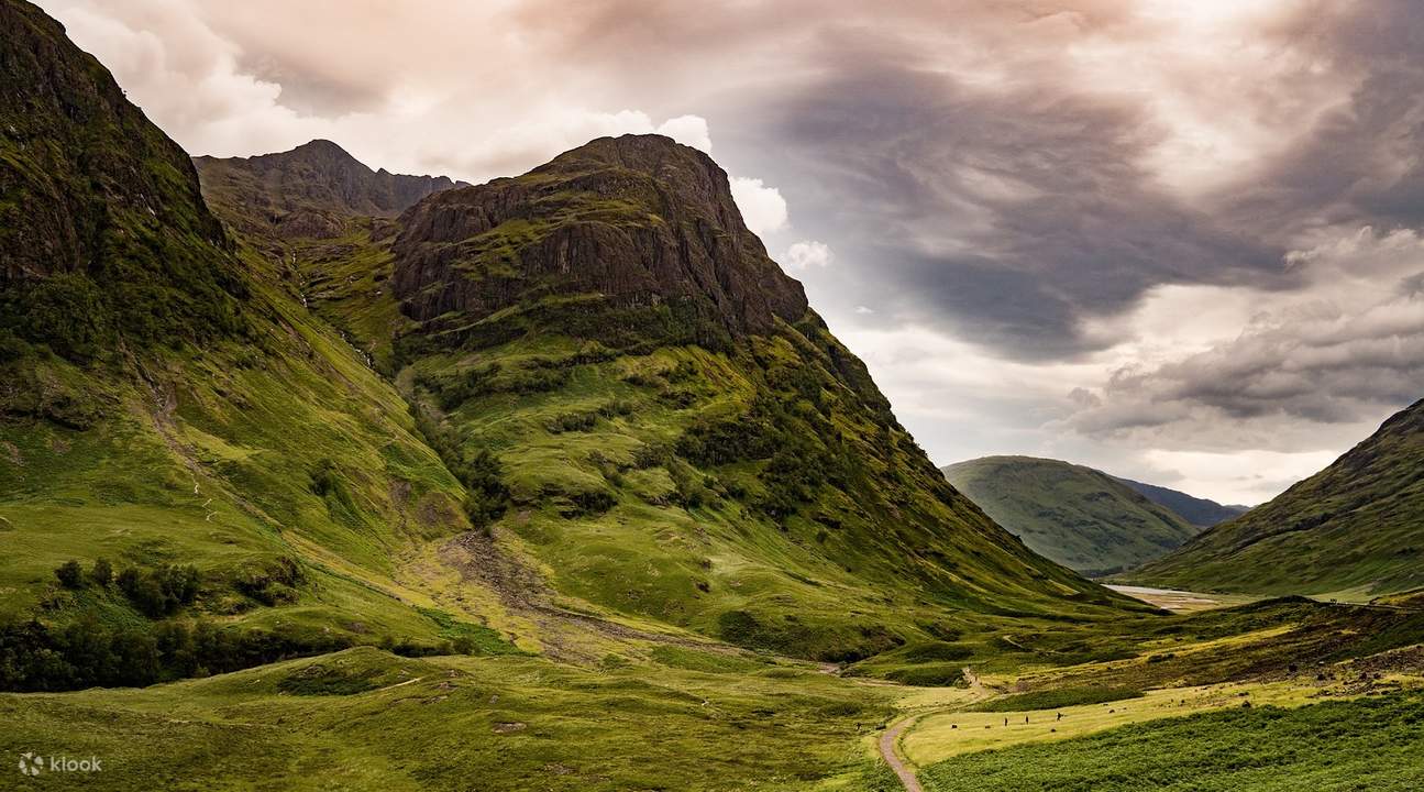 2T1N Eilean Donan Castle, Loch Ness & Glenfinnan Viaduct Tour ab ...
