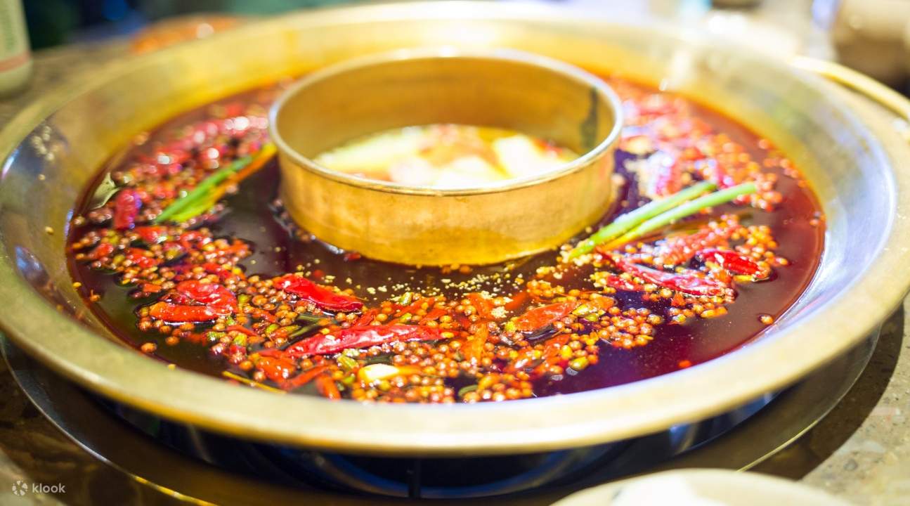 Market Tour with Tea and Hotpot Dinner in Chengdu, China - Klook Hong Kong