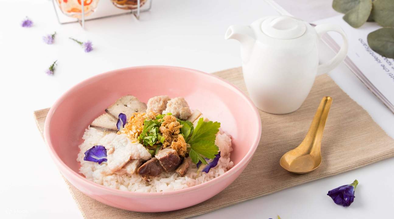 Lady Nara Cafe, Central Embassy - Klook