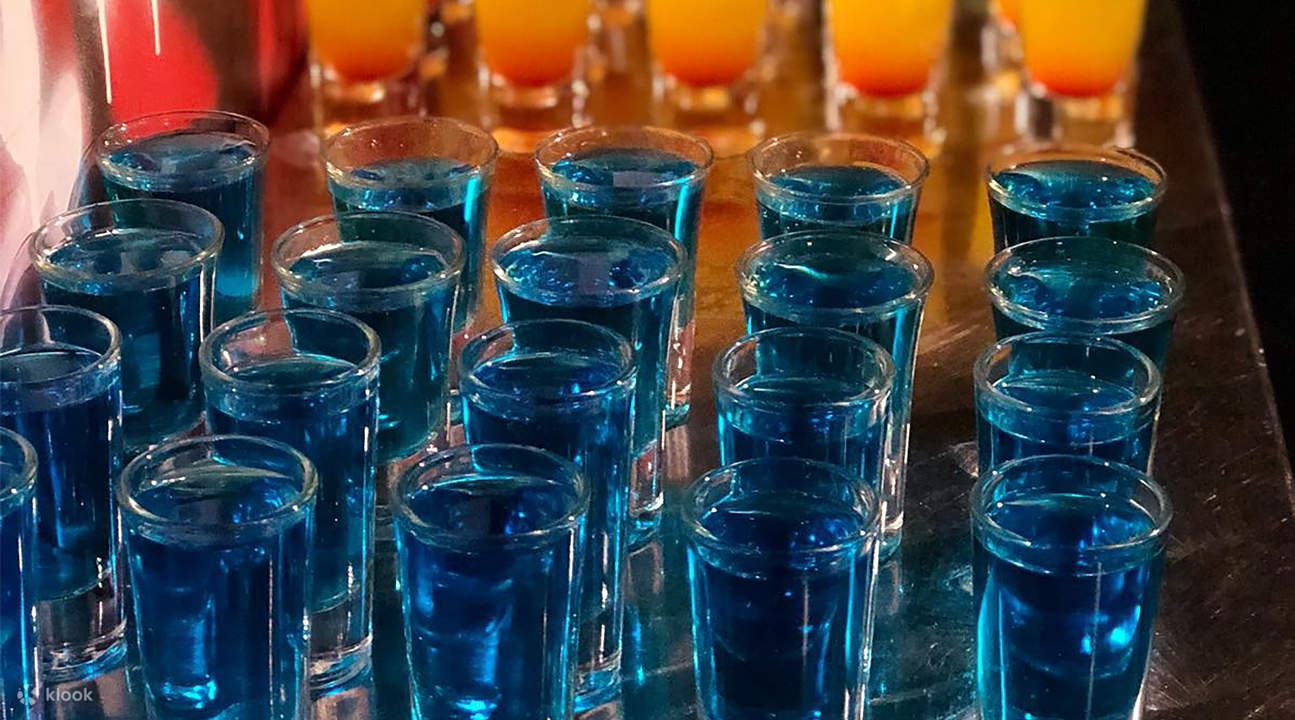 Idle Bar Liquor Buffet di Dhoby Ghaut dan Buona Vista, Singapura ...