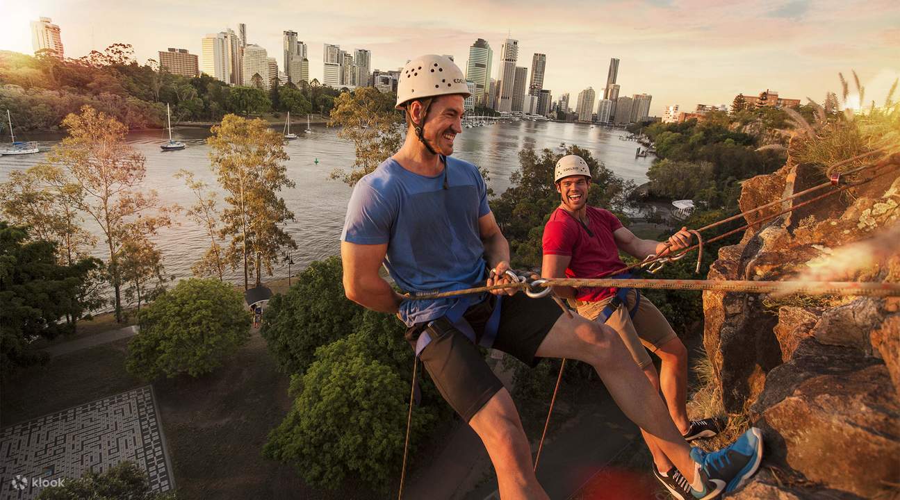 Kangaroo Point Cliffs Abseiling in Brisbane - Klook