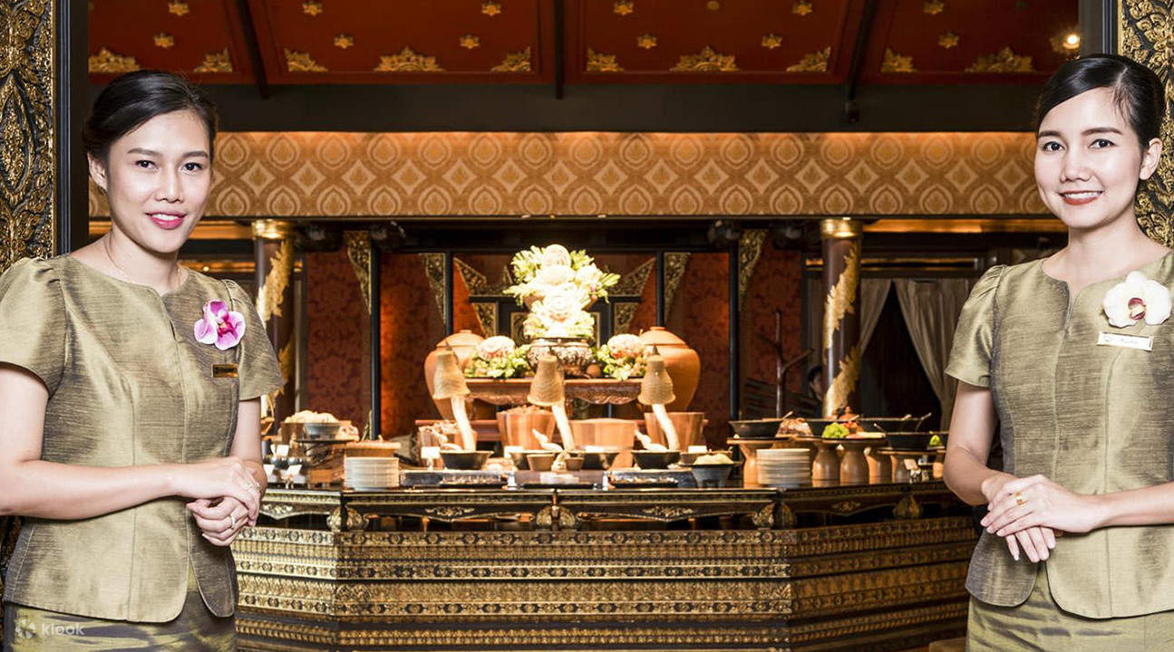 Sala Rim Naam Lunch Buffet and Set Meal in Mandarin Oriental, Thailand ...