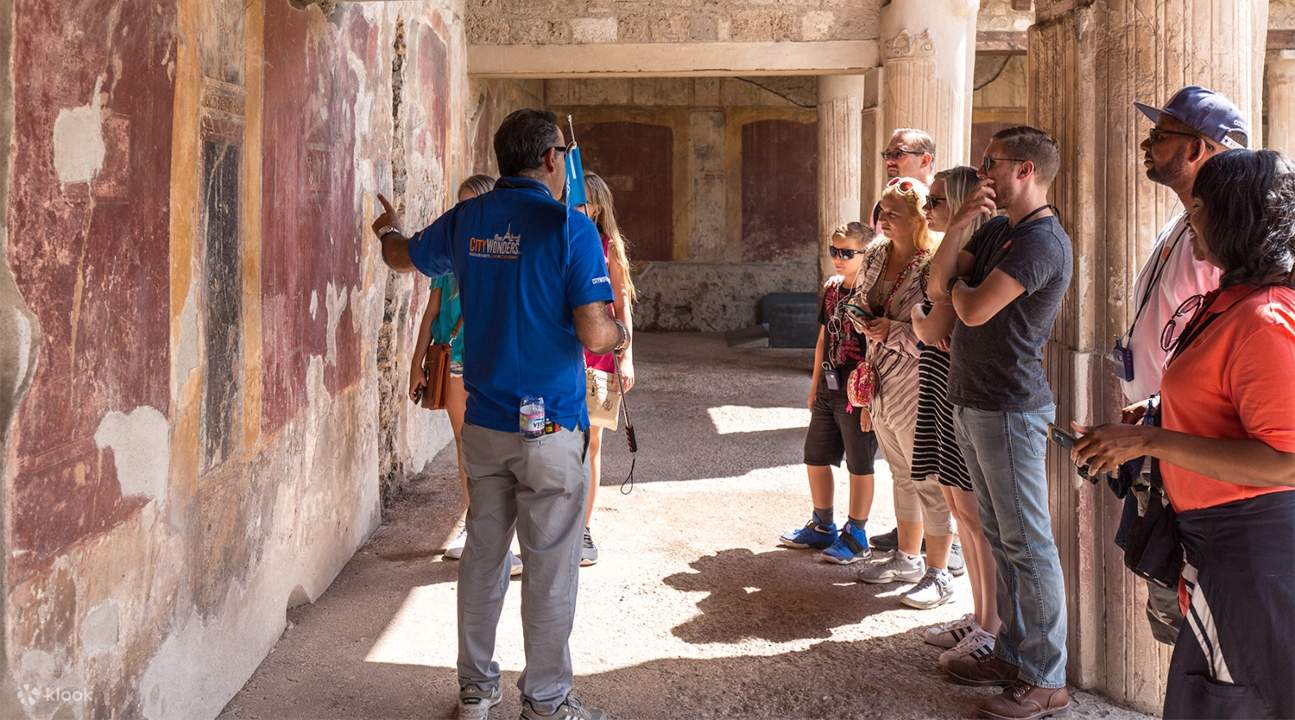 Pompeii Day Tour from Rome with Archaeological Site Skip-the-line ...