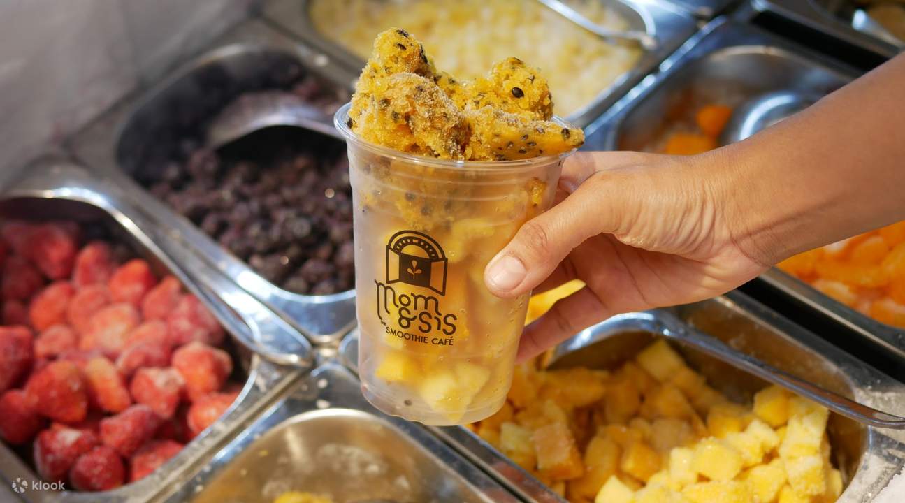 THB500 Dining Cash Voucher at Mom & Sis The Smoothie Cafe - Klook