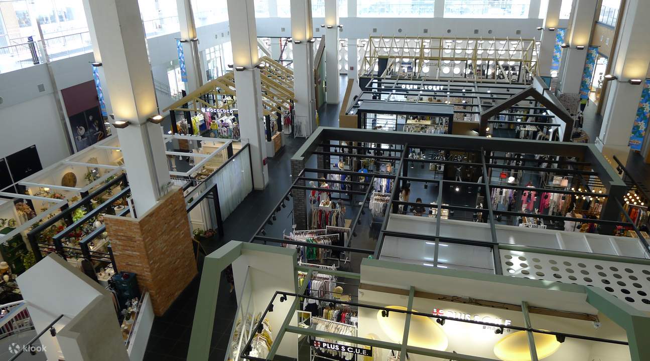 Incheon Shopping & Food Day Tour (Shin Gi Market & Hyundai Premium ...