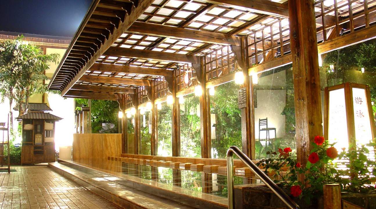 Imperial Hot Spring Resort Experience in Zhuhai - Klook