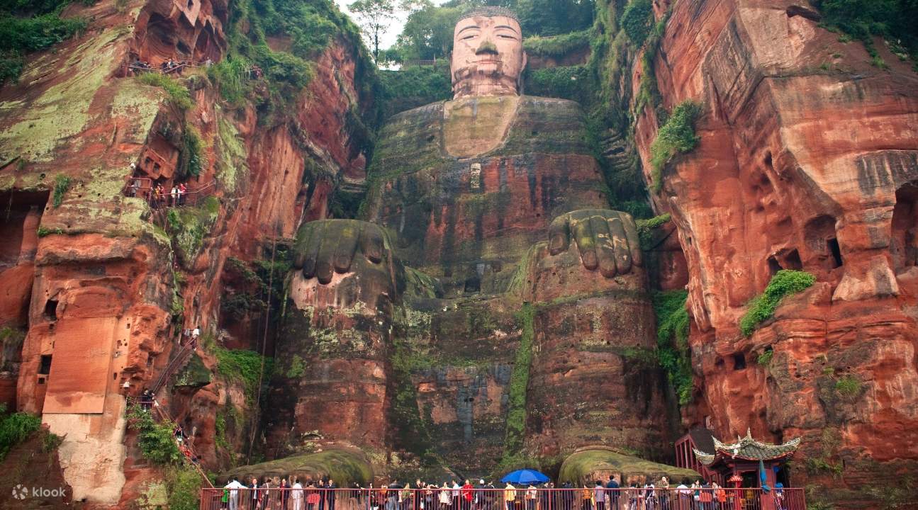 2D1N Mount Emei and the Leshan Giant Buddha Tour from Chengdu, China ...