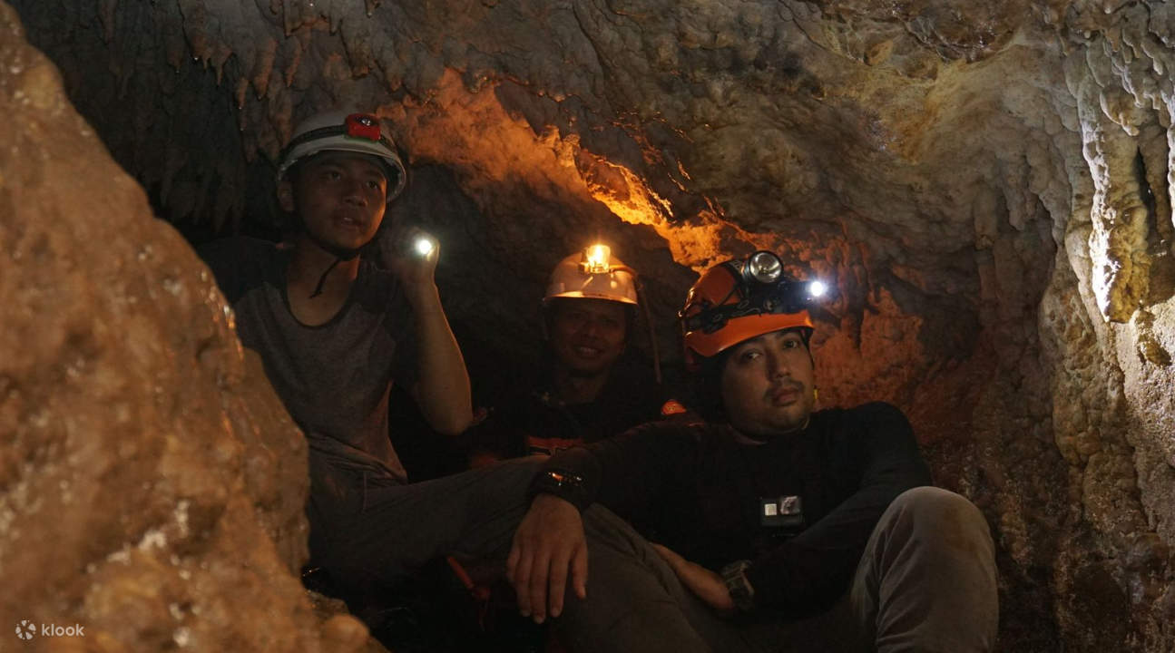 Buniayu Cave Adventure in West Java - Klook India