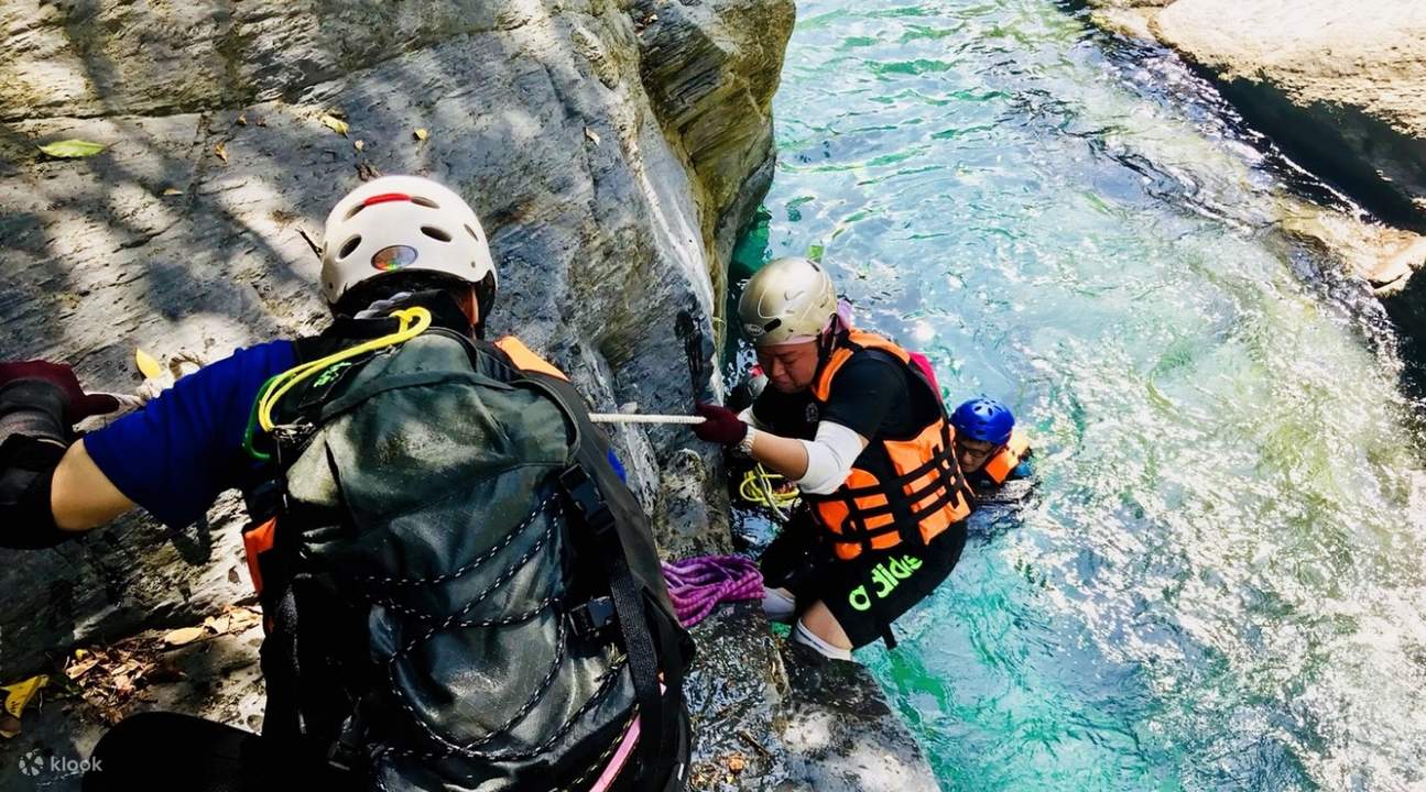 River Tracing Experience with Chinese-speaking Guide in Taitung - Klook