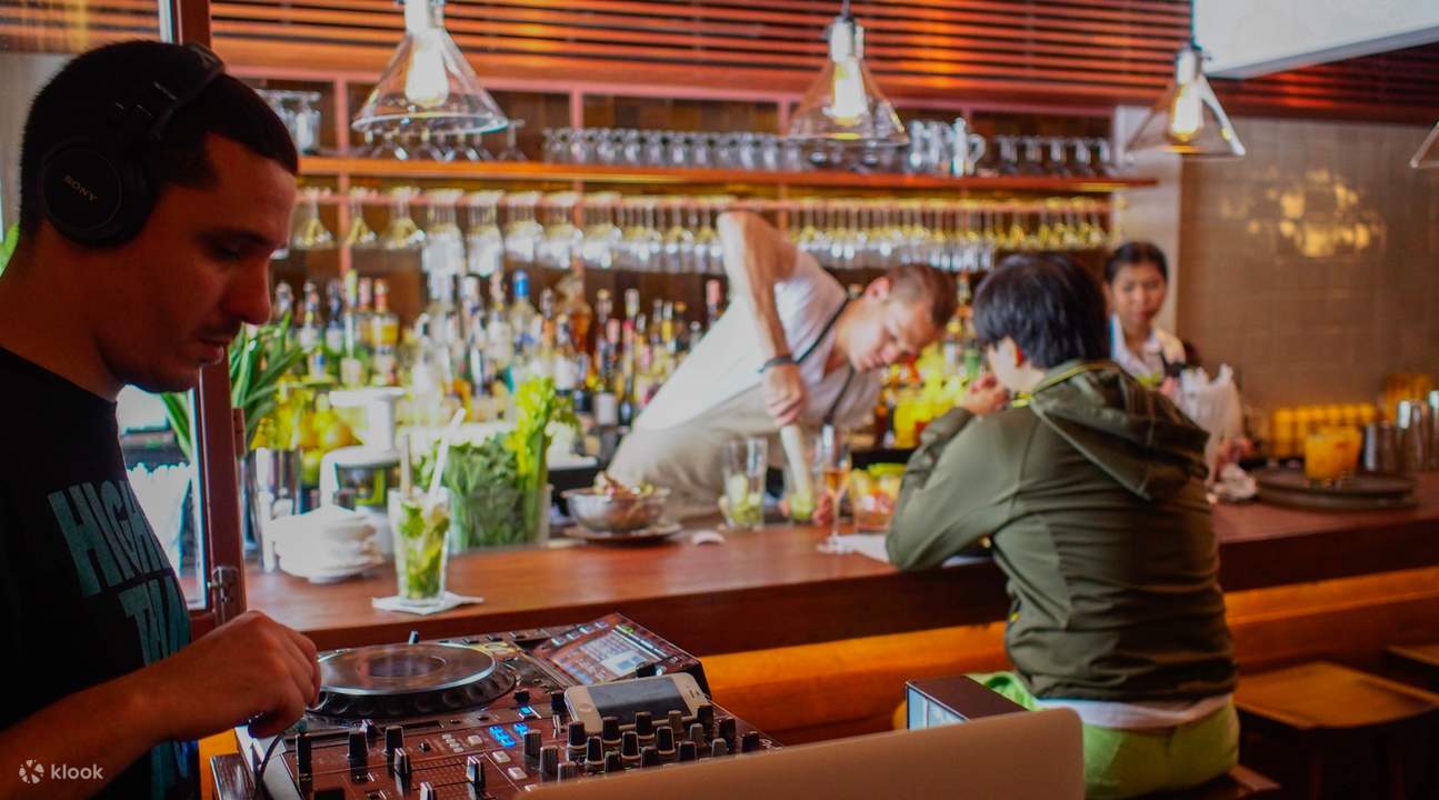 Cocktails and Mocktails Combo at Lady Brett Tavern in Silom - Klook ...