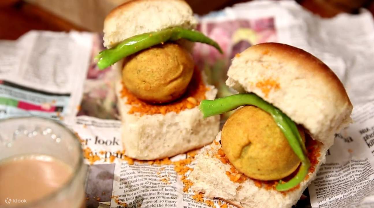 Food Crawl in Pune, India - Klook