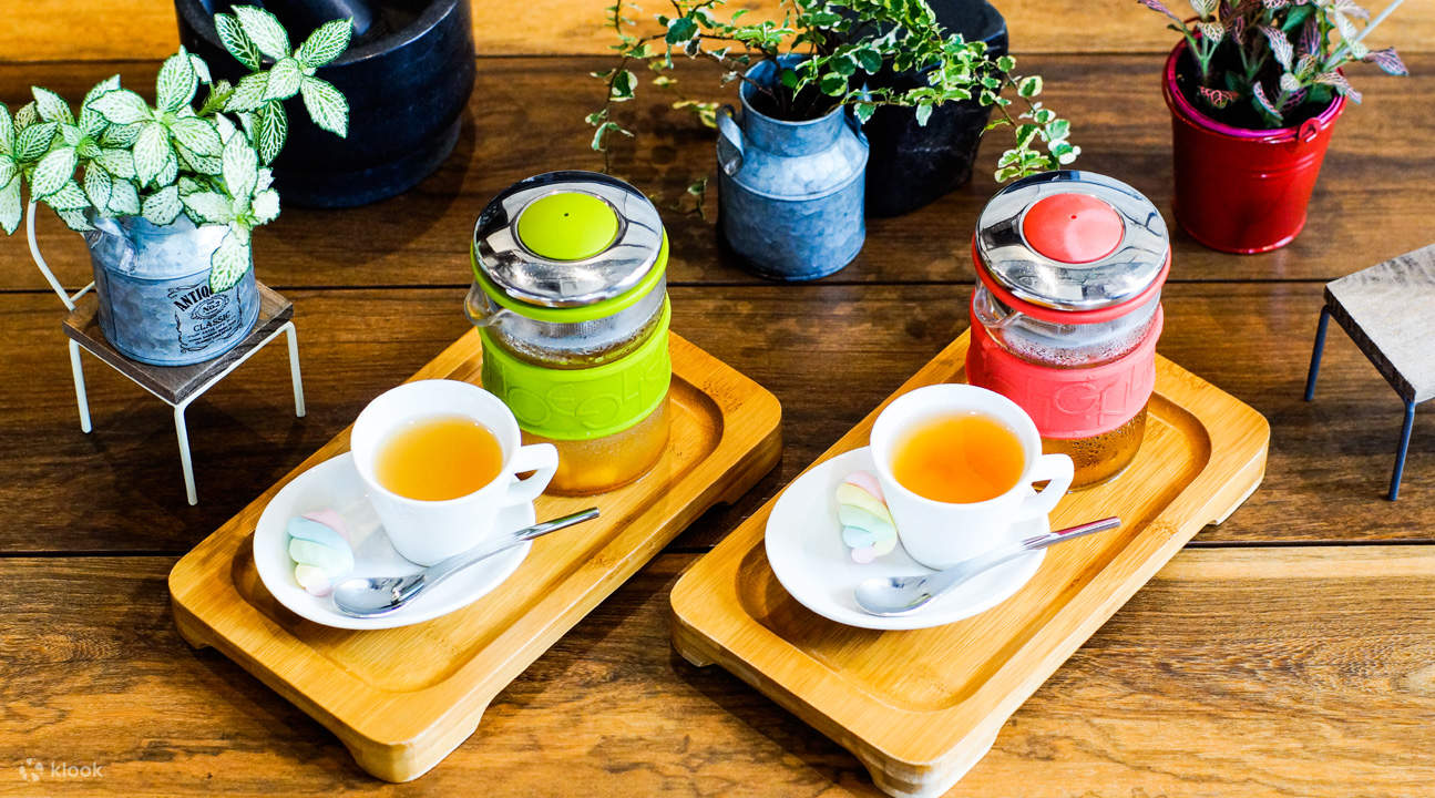 Shan Cha Bacon & Egg Toastie Combo Set in Chinatown, Singapore - Klook