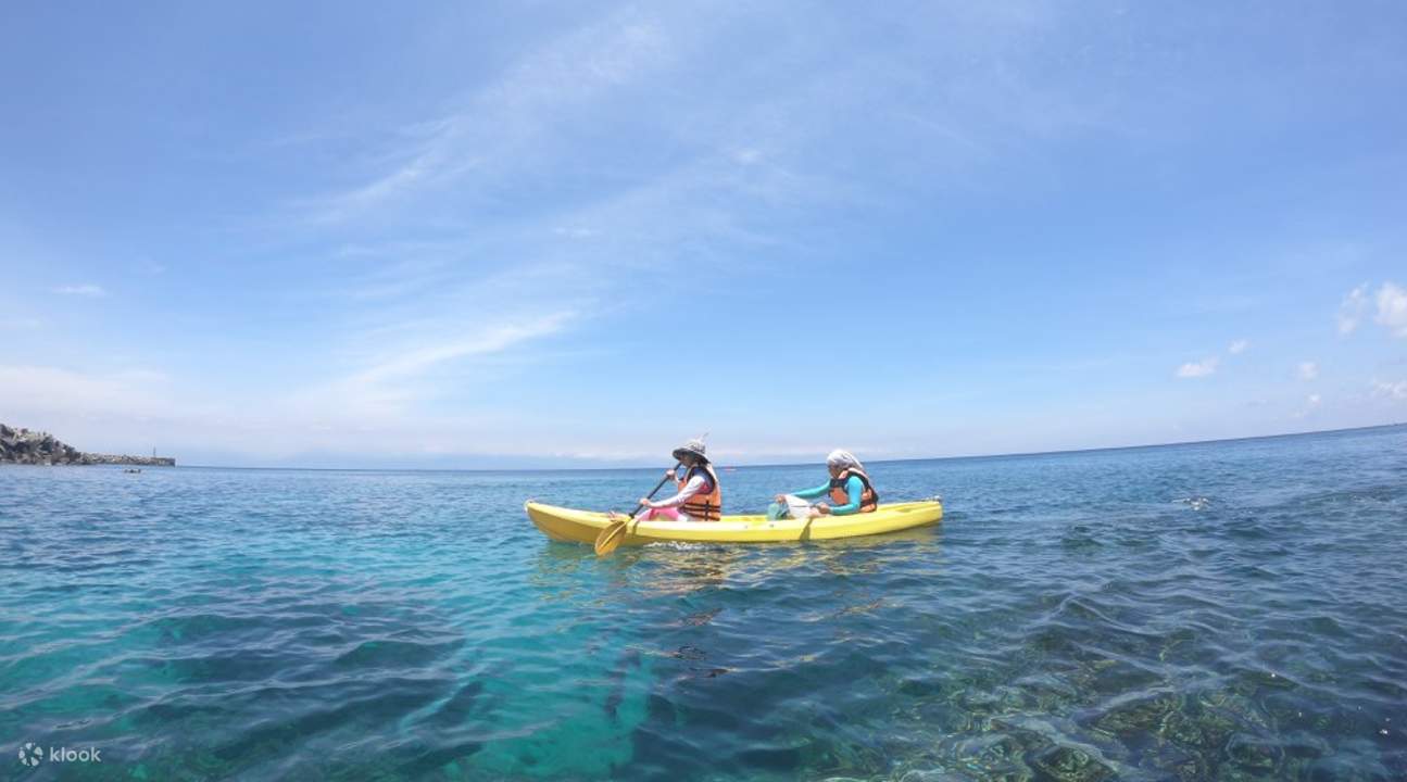 Pingtung: Liuqiu Kayak Experience e Sunrise Kayak Tour - Klook Stati Uniti
