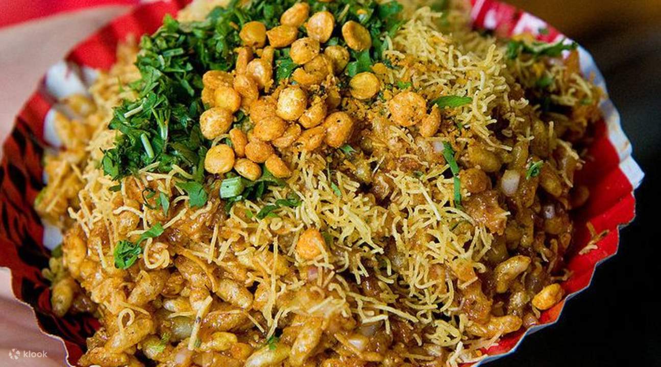 Food Crawl in Pune, India - Klook