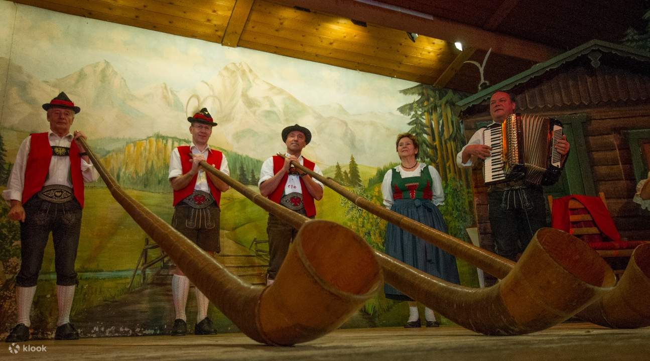 Tyrolean Evening Folk Show with Optional Dinner in Innsbruck, Austria ...