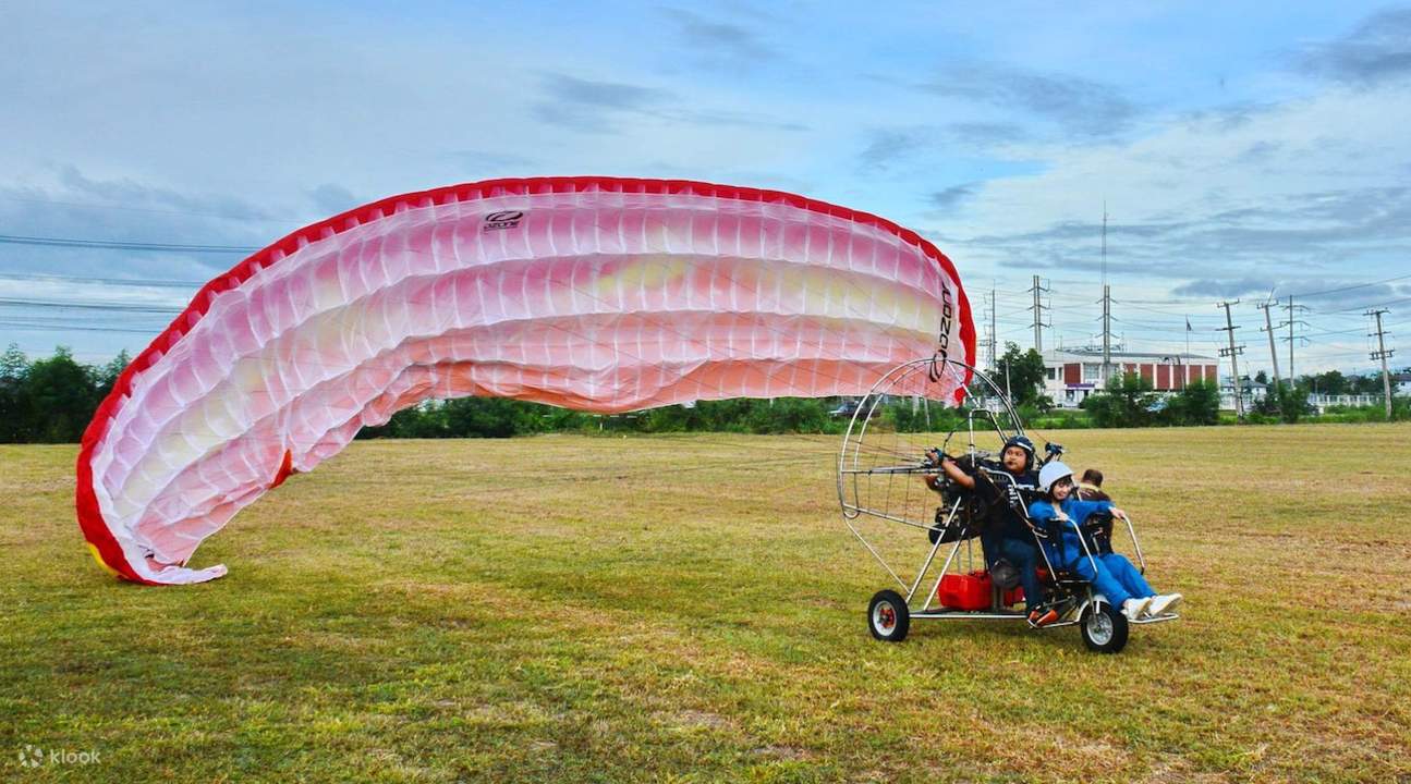 Paraplane Ride with Round Trip Transfers in Chiang Mai - Klook