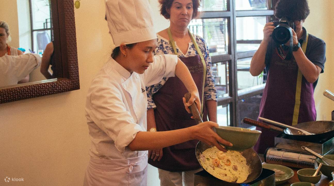 Saigon Cooking Class by Hoa Tuc in Ho Chi Minh, Vietnman - Klook