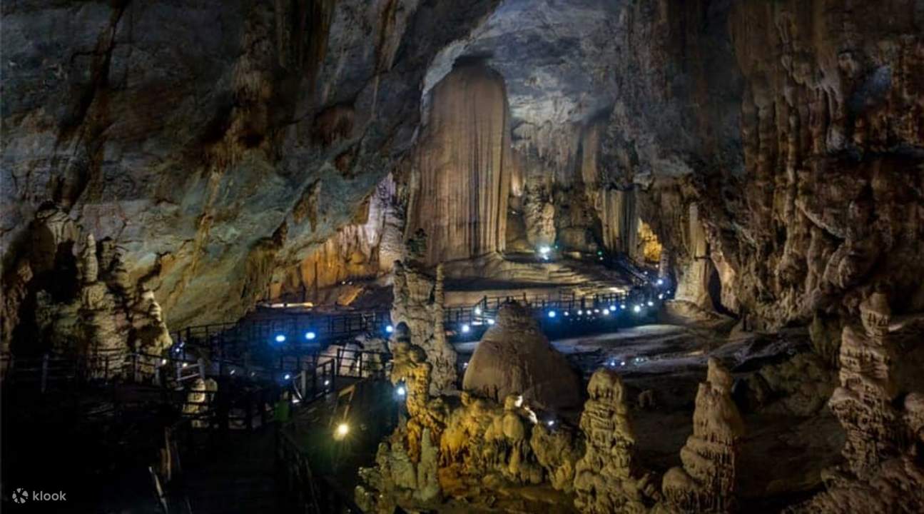 Paradise Cave and La Vang Holy Land Day Tour from Hue City - Klook