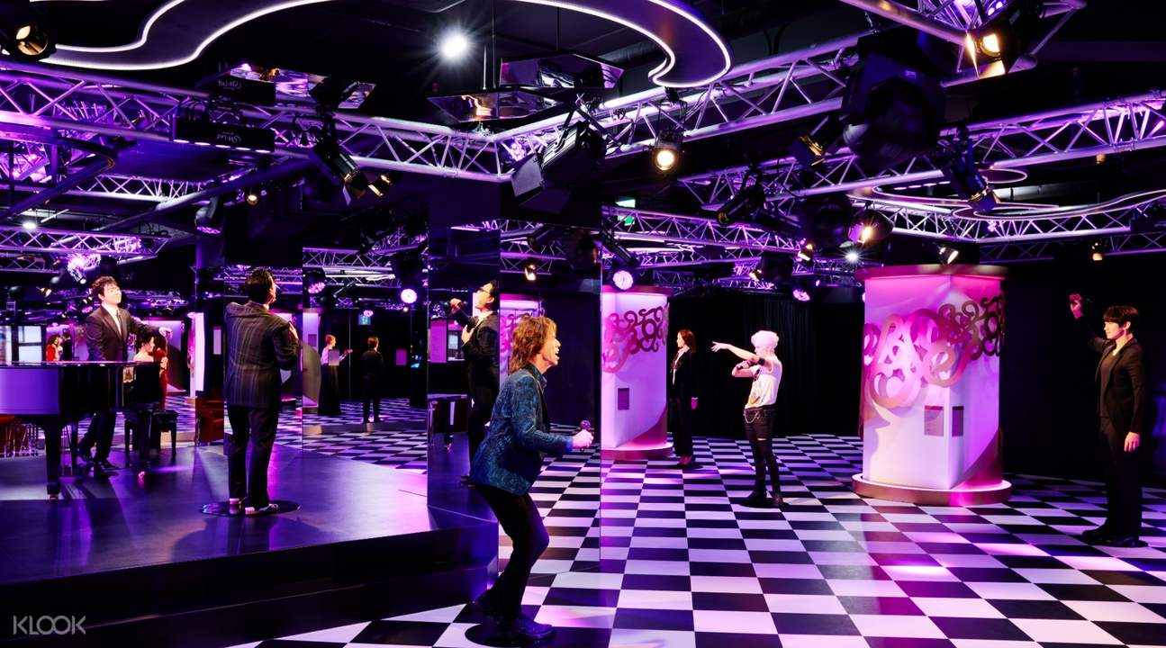 Grevin Living Waxwork Museum