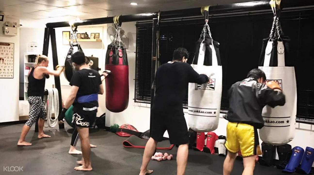 Muay Thai (Thai Boxing) Class by Watchara Muay Thai Gym