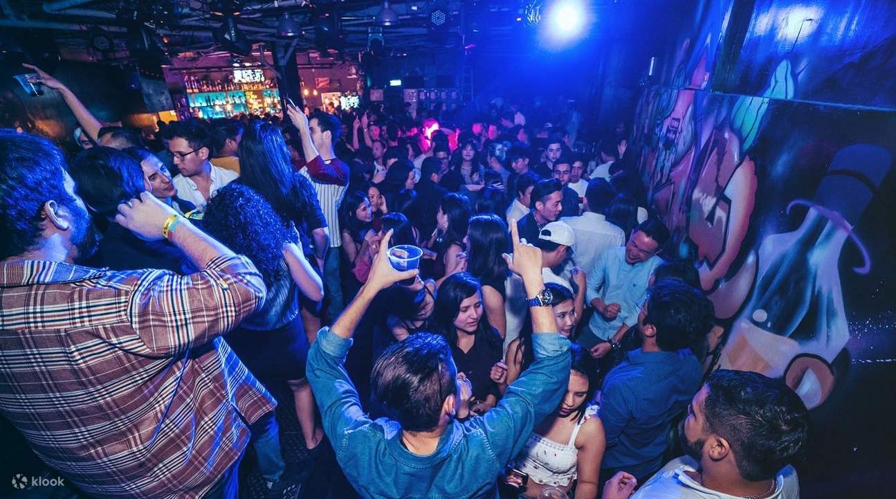 台北：pub Crawl 酒吧夜生活體驗（2種路線） Klook 客路
