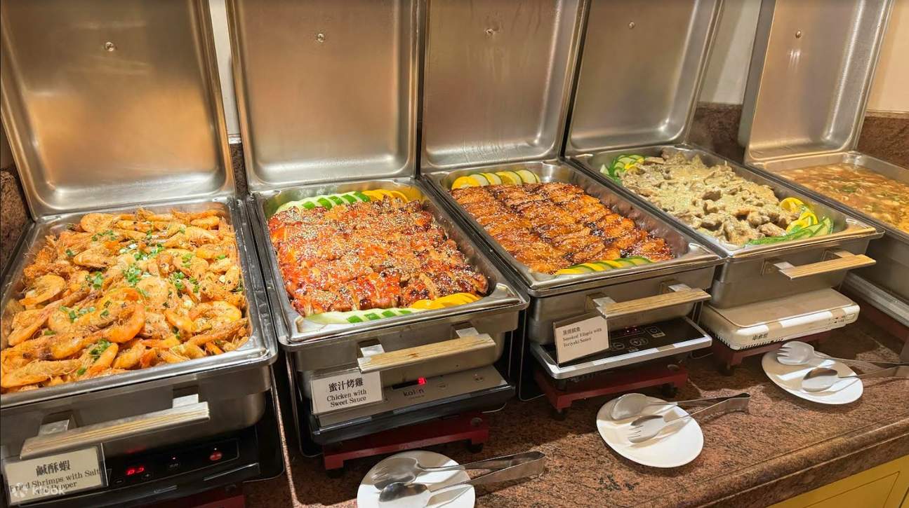 Brothers Hotel｜Rose Hall Buffet｜MRT Nanjing Fuxing Station - Klook