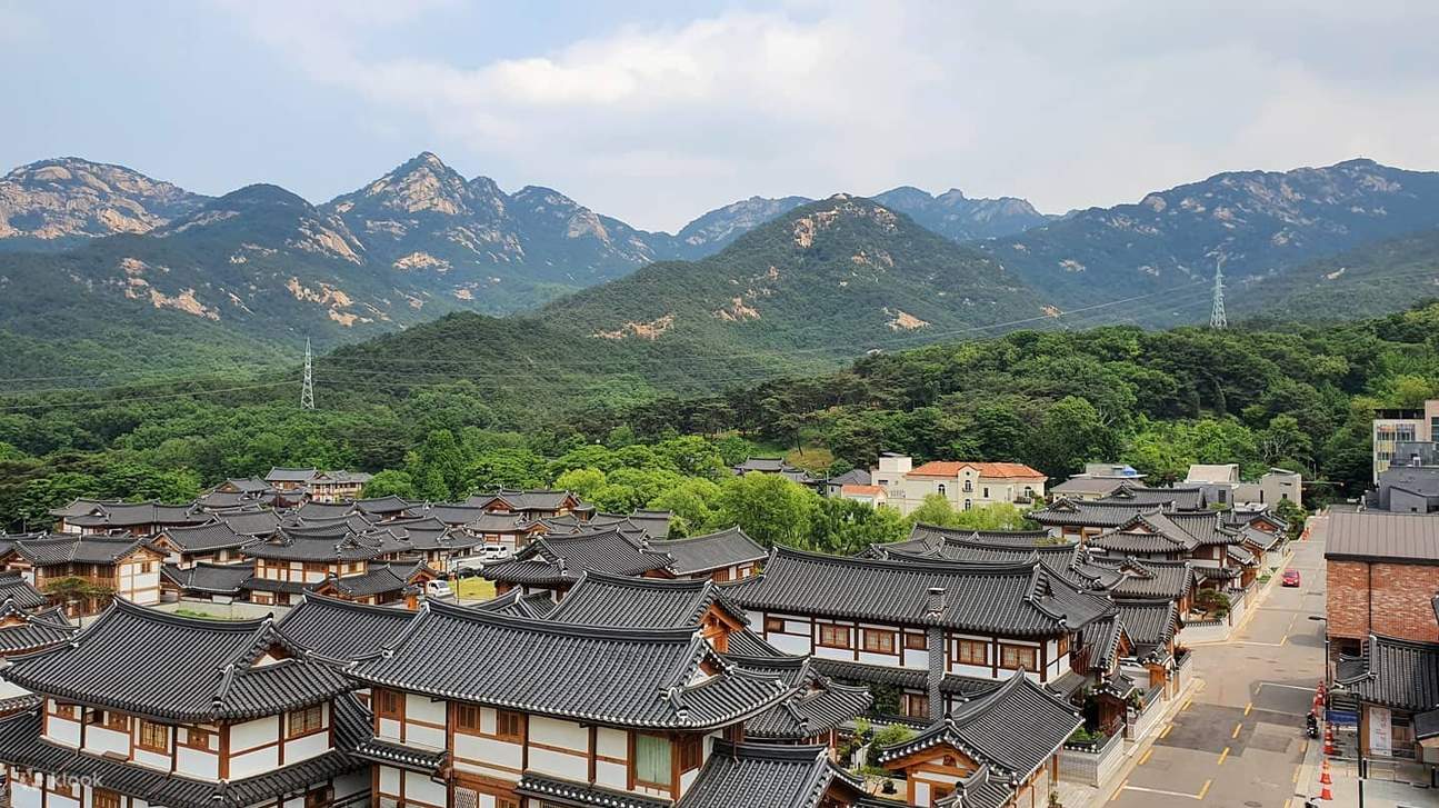 Seoul Festa with Everland or Eunpyeong Hanok Village Tour - Klook ...