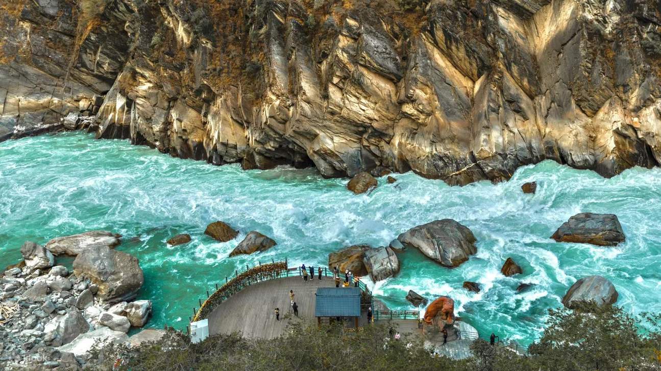 Yunnan Shangri-La Day Tour & Explore the Paradise on Earth (2~15 people ...