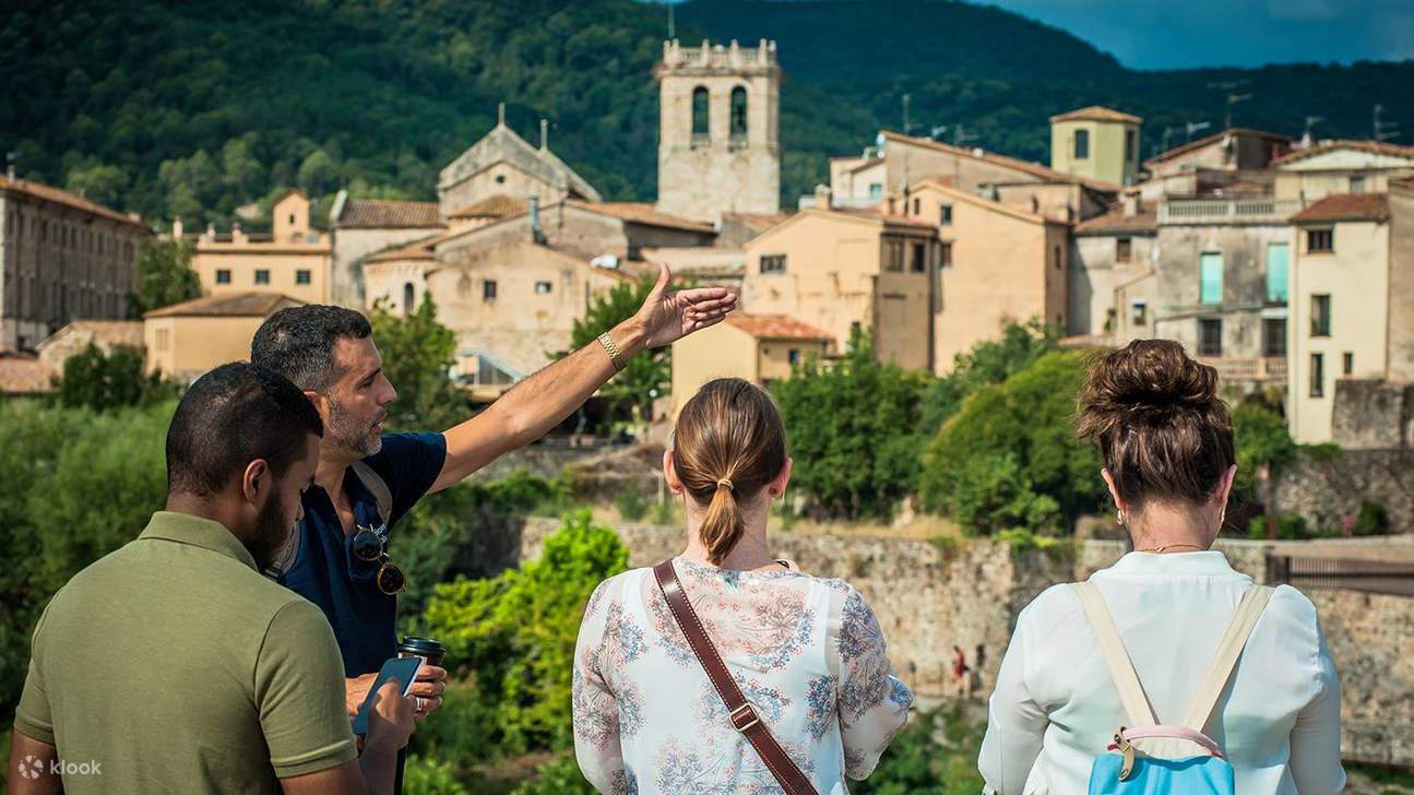 Medieval villages day tour from Barcelona - Klook