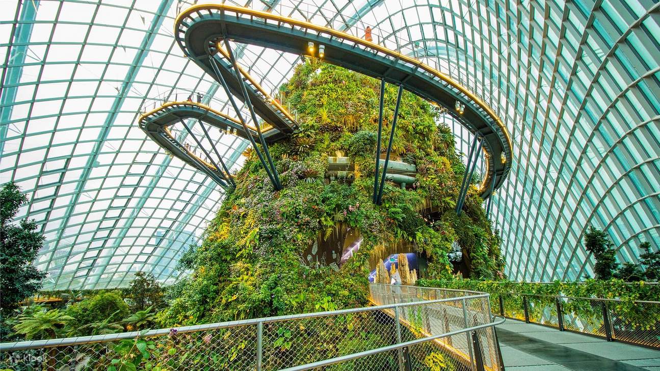 Gardens by the Bay Tickets (Singapore Cloud Forest & Flower Dome) - Klook